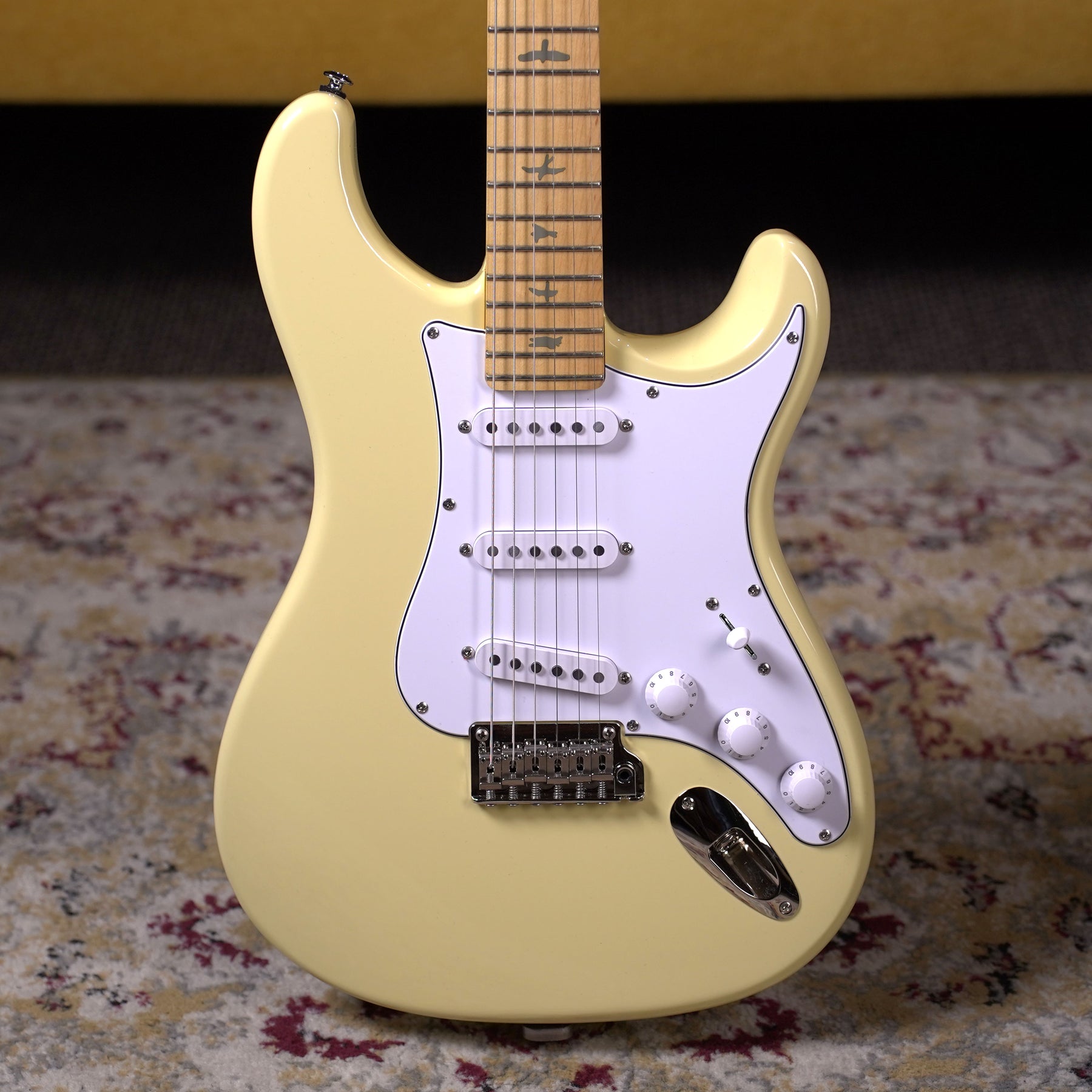 PRS SE Silver Sky Maple - Moon White – High Voltage Guitars